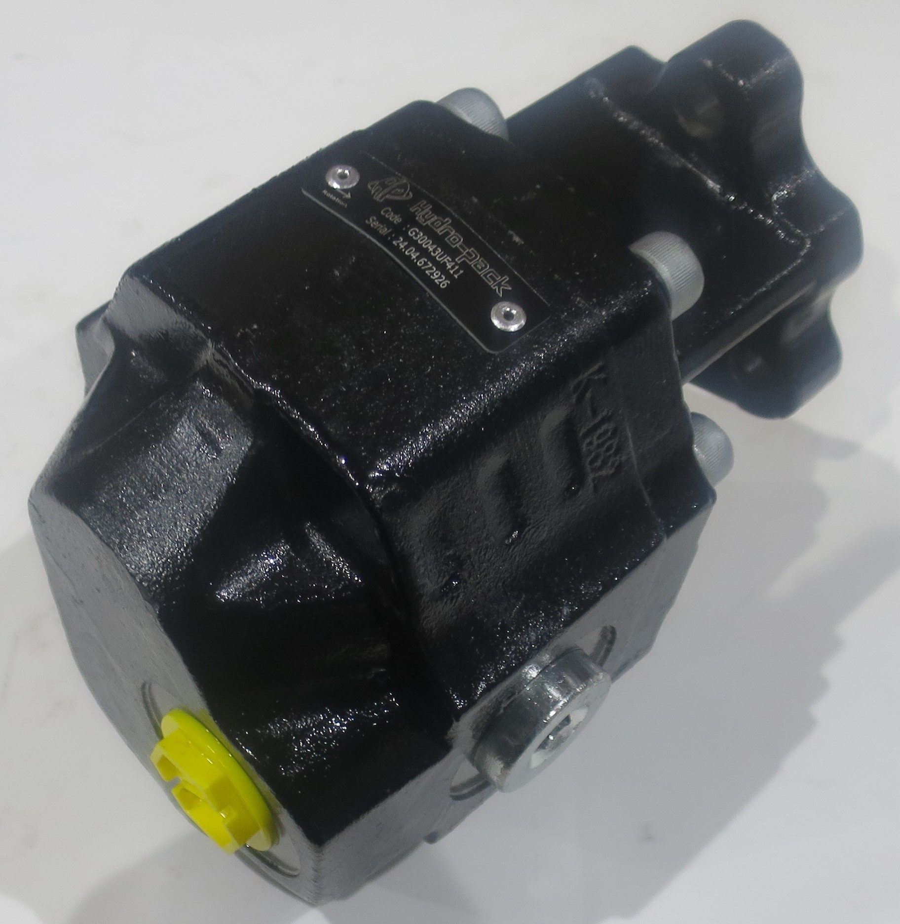 5H1/50044PTO - A43L 3 BOLT PTO HYDRAULIC PUMP - White House Products, Ltd
