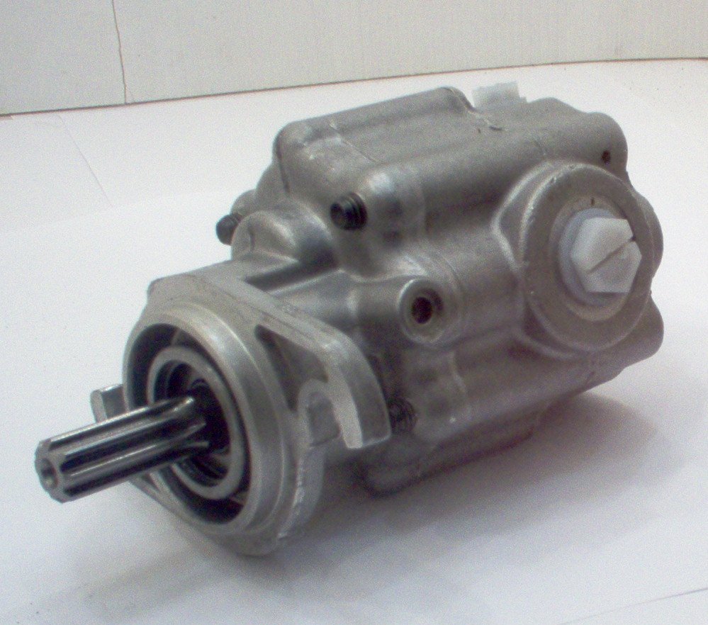 5WM/41040TOR - TORO HYDRAULIC PUMP 163V1026 - White House Products, Ltd