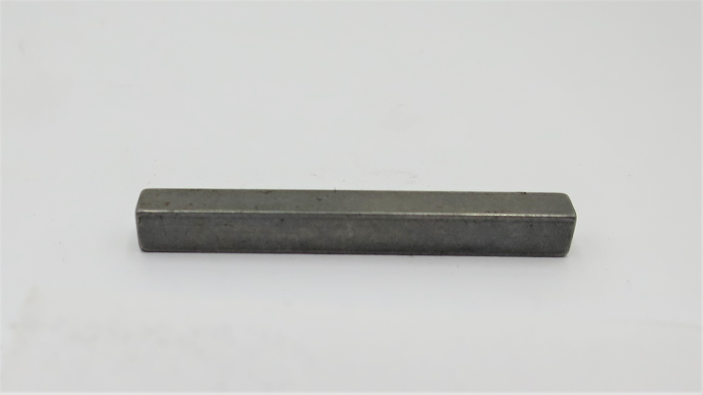 PBP11KEYK4 - PARALLEL KEY 4 x 4 x 36 SQUARE ENDS - White House Products ...