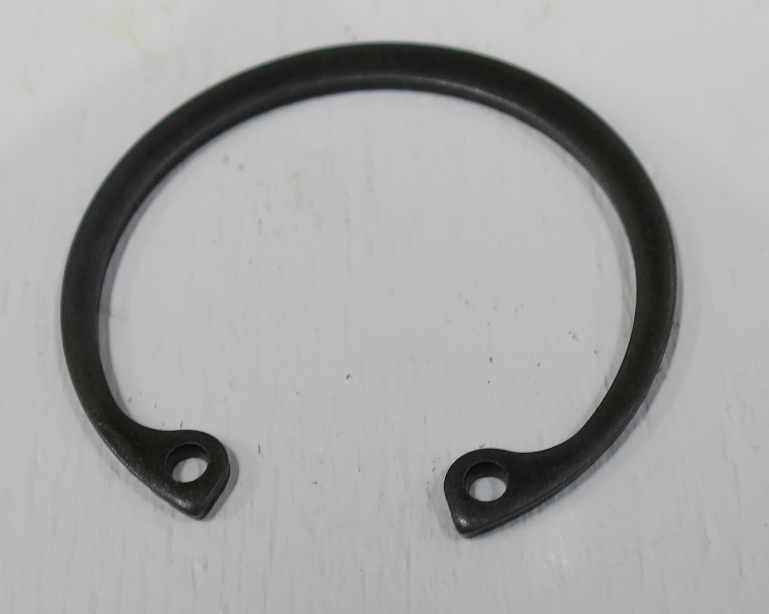 PBS12DSPBBMOWA04 - MOWER MOTOR OUTRIGGER RETAIN RING - White House ...