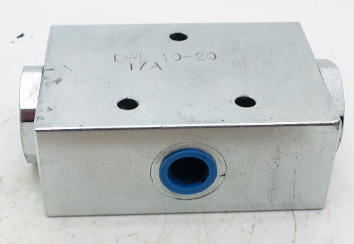 V2732 - 3/8 BSP 50/50 FLOW DIVIDER - White House Products, Ltd